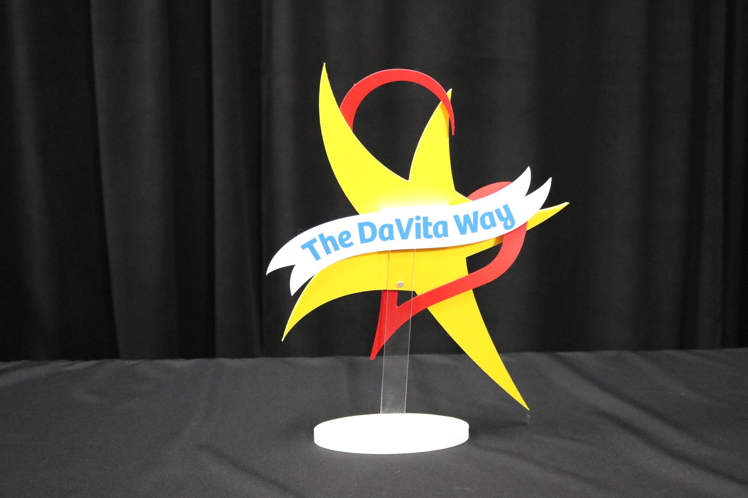 Awards & Tabletops - Endless Edge