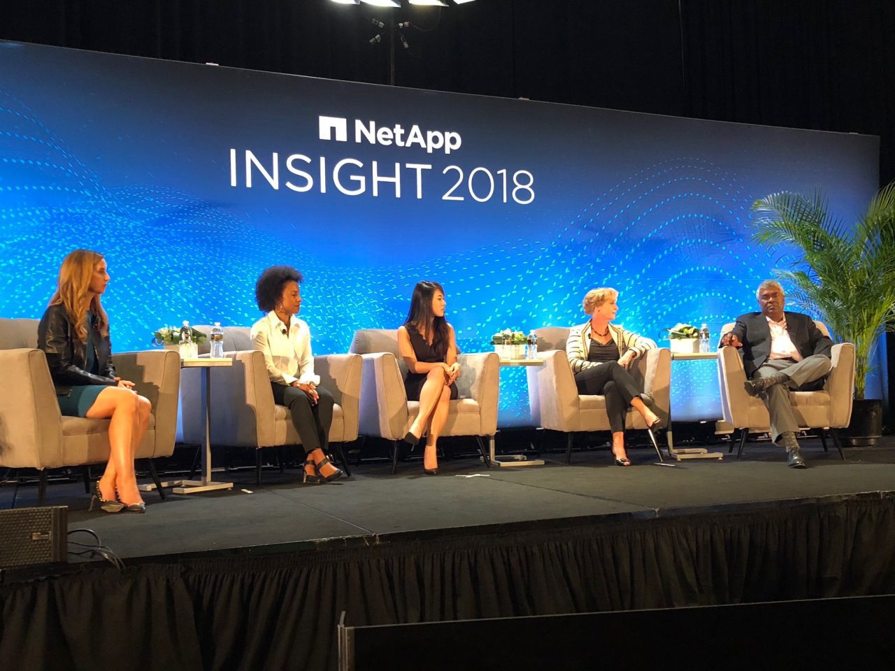 Backdrops - Endless Edge