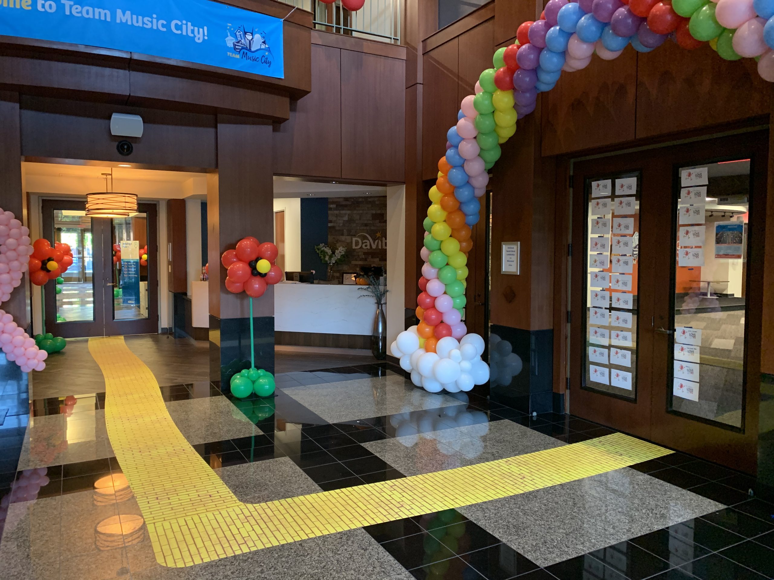 Floor Graphics - Endless Edge