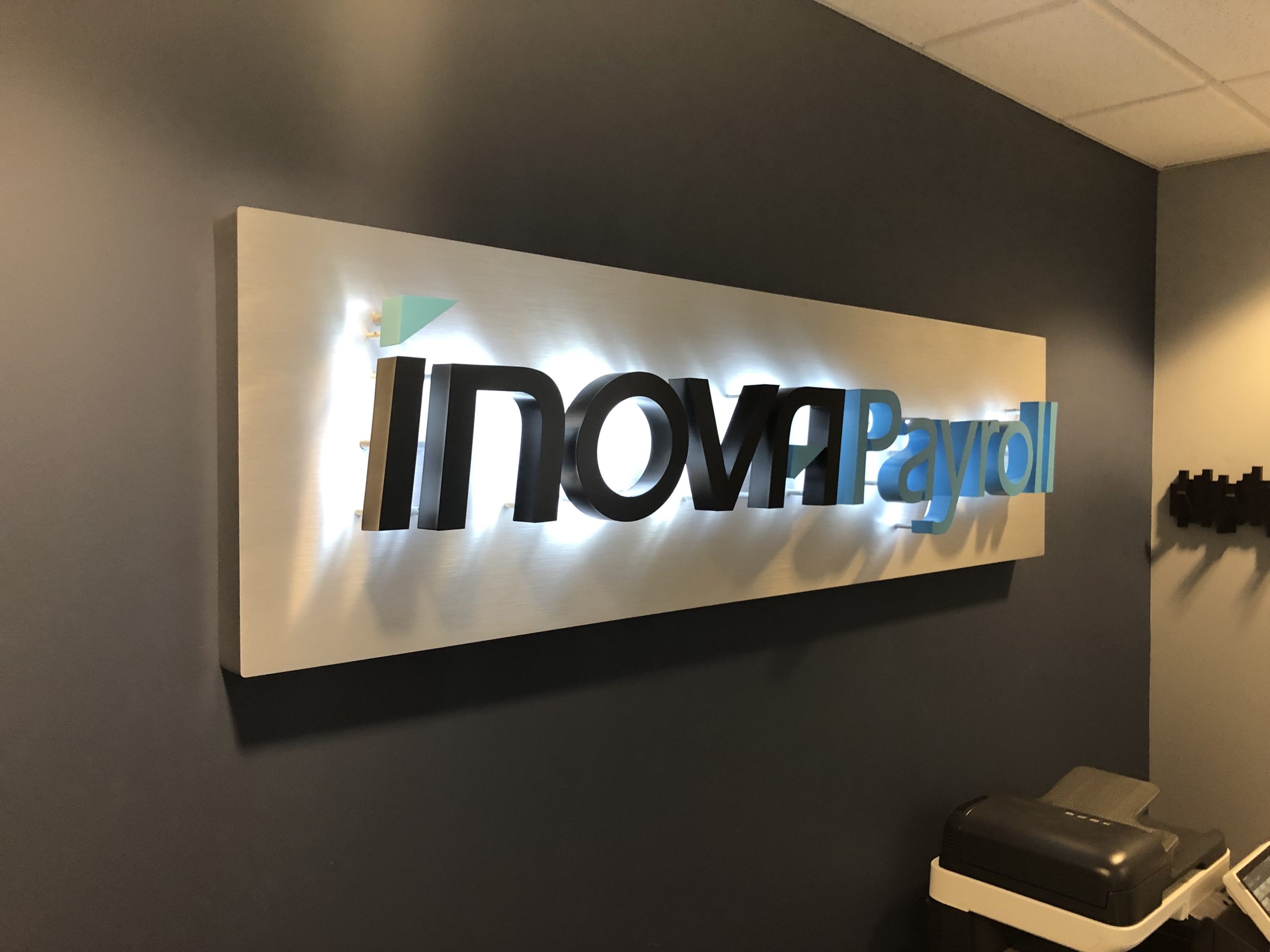 3D Letters / Logos: Creative Design Solutions - Endless Edge